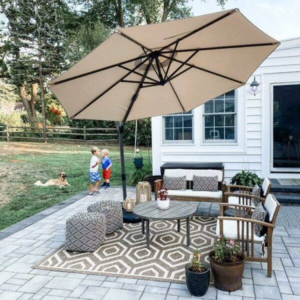 9 Best Overhanging Parasols - 2026 | Garden Junkie