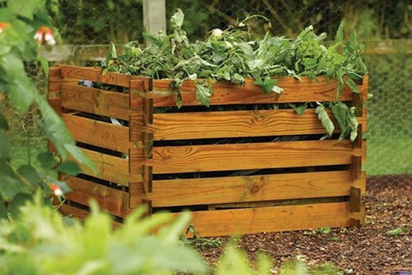 The Best Wooden Compost Bins For 2022 | Garden Junkie